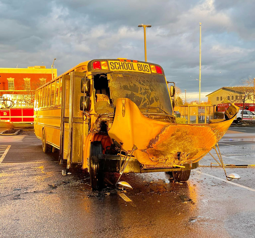 ‘Good decision’: Driver, aide help students off bus that caught fire ...